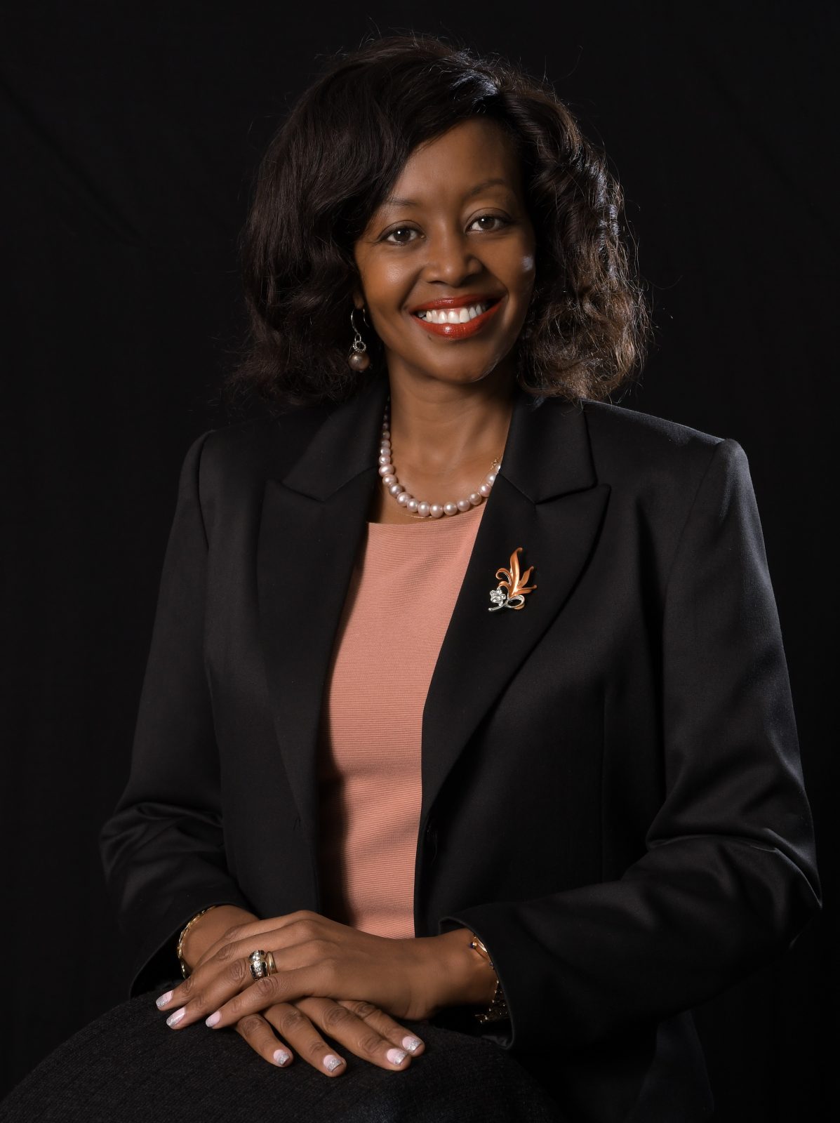 Kenya : Flora Mutahi élue première femme présidente de l’alliance du ...